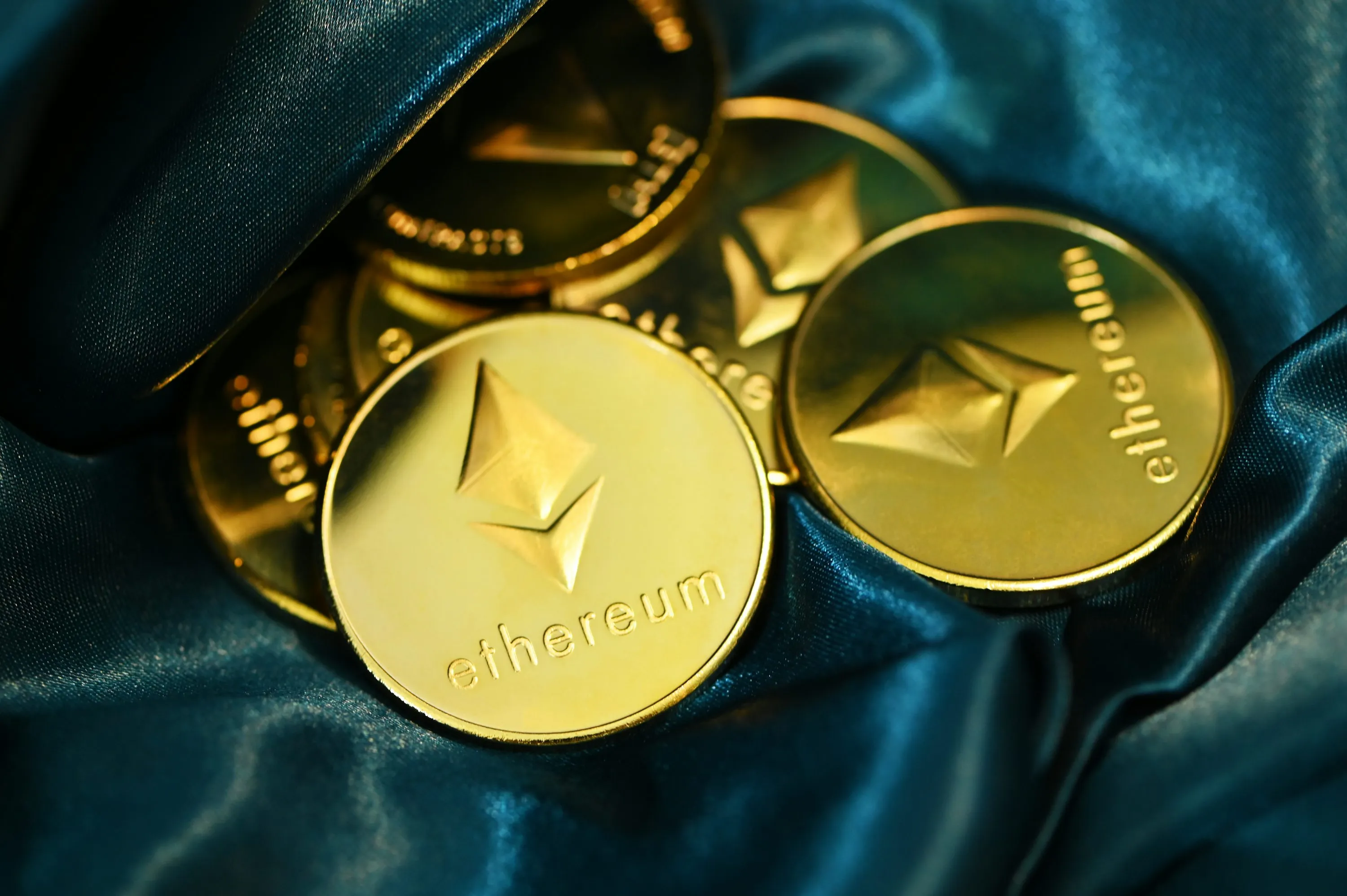 Ethereum Analyst Predicts Price Upswing Amid Bullish Pattern